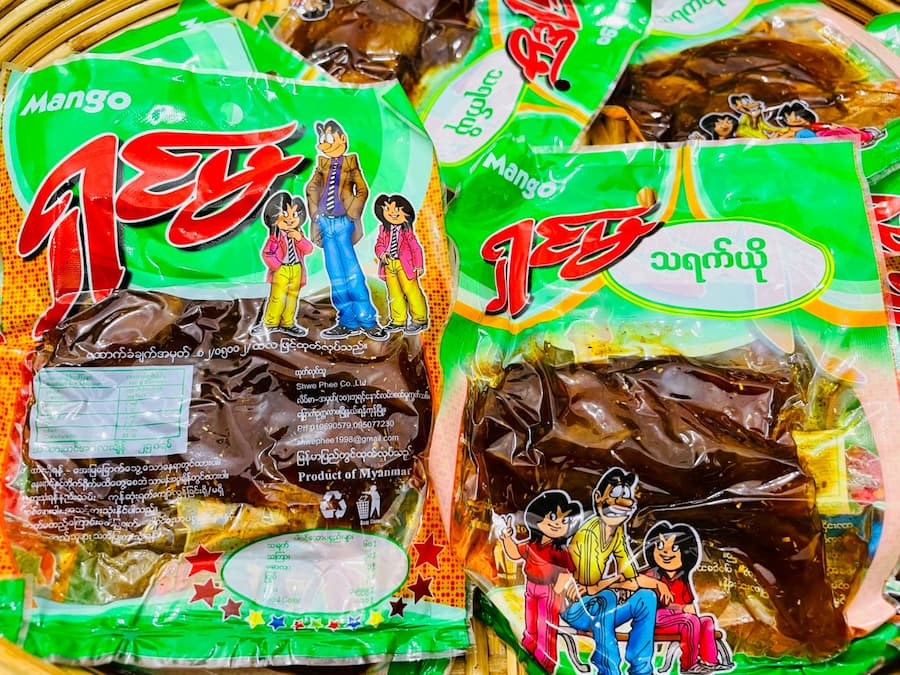বার্মিজ বড় আমসত্ত্ব আচার - ১০ পিস (বড় আম) - Online Burmese Market